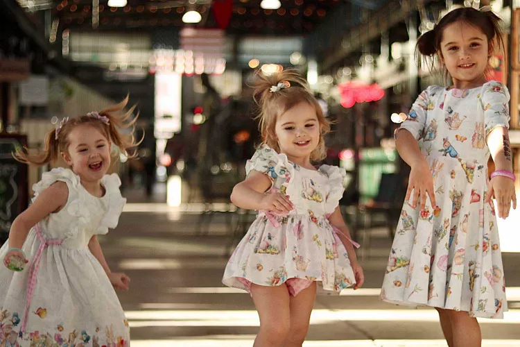 GoFundMe Campaign for Mom of 3 Girls Who Police Suspect Were Killed by ...