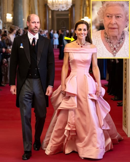 OMG! Princess Catherine Of Wales MESMERIZED the World in STUNNING Pink ...